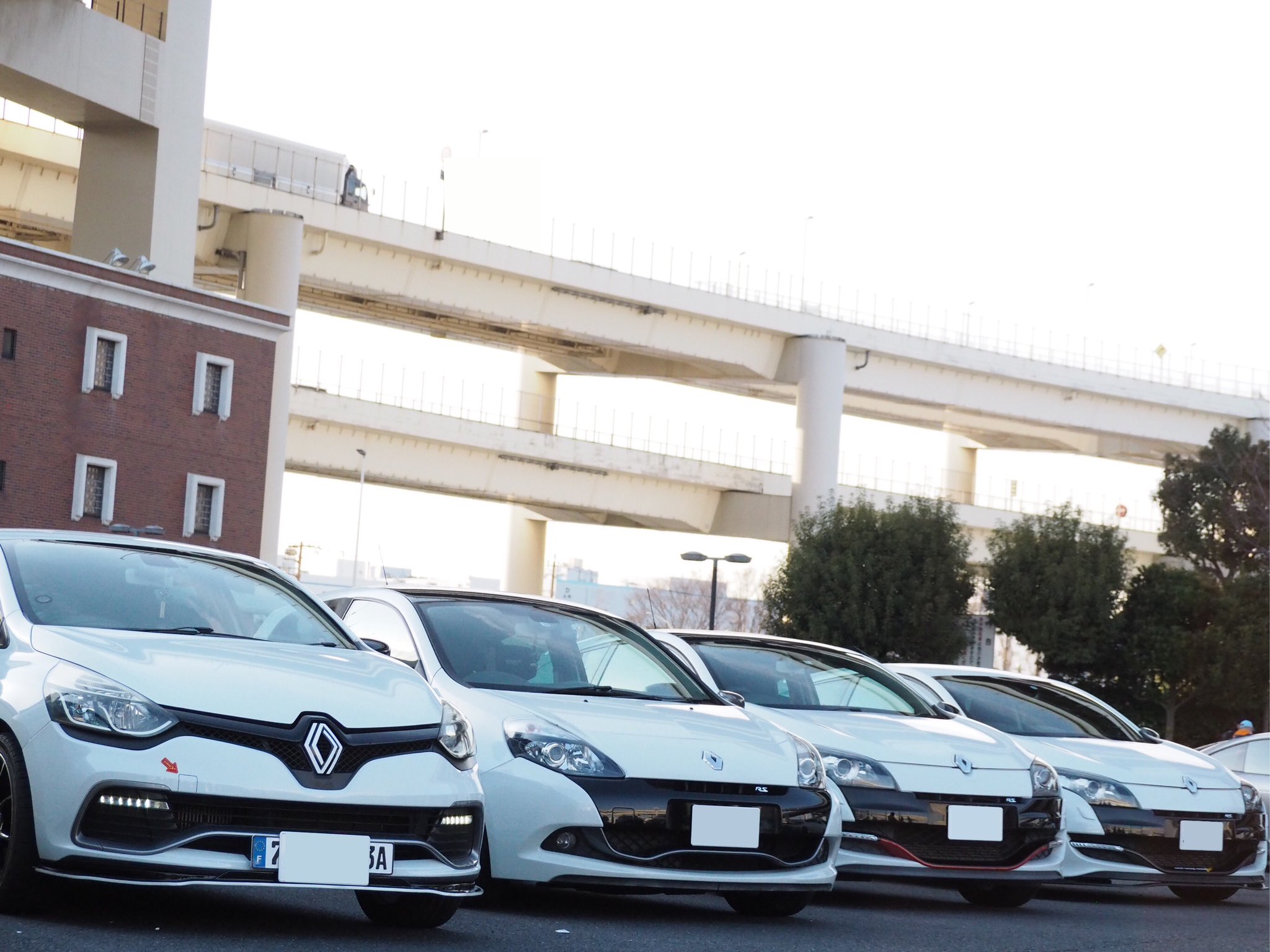 CarBoon-カーボン- 始まります | CarBoon -カーボン-