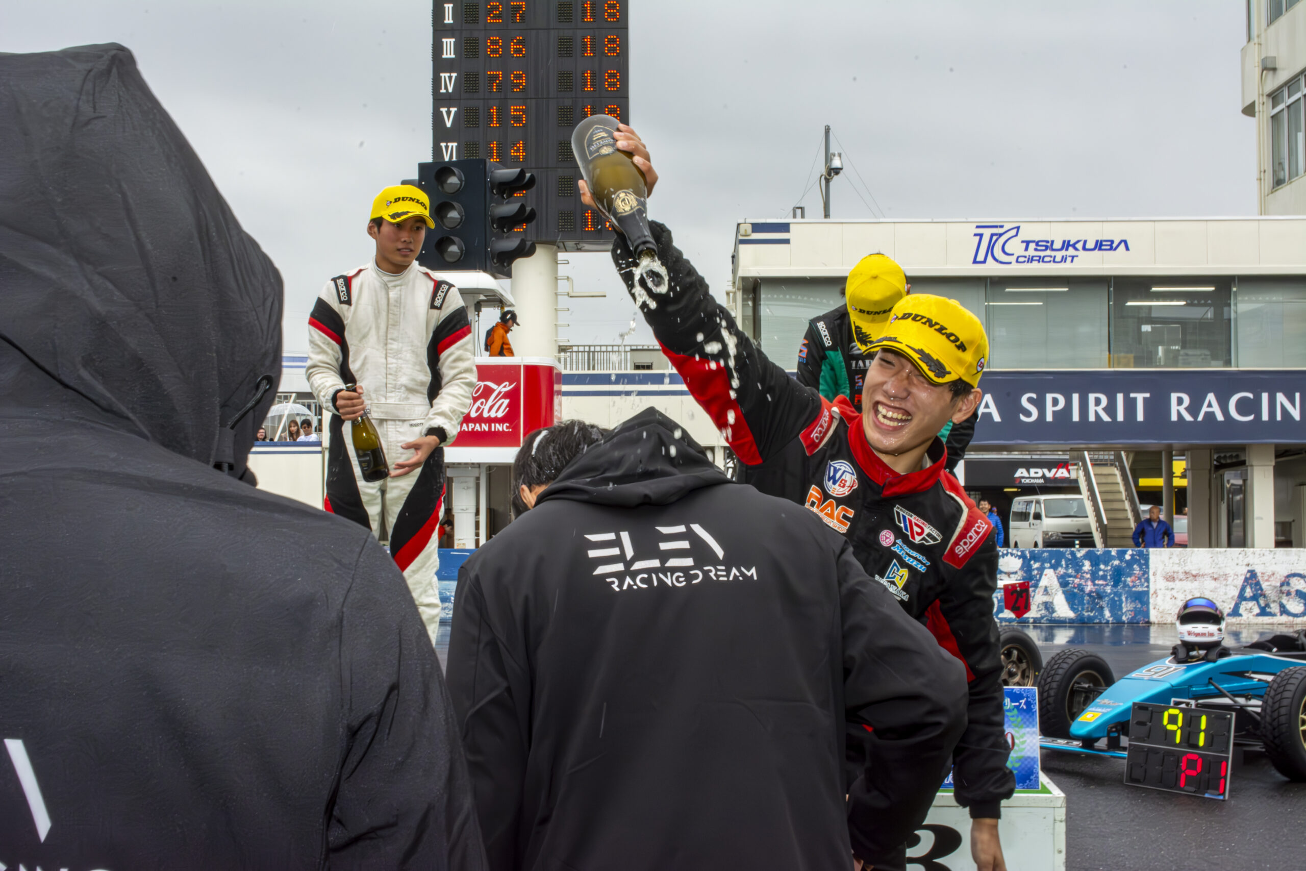 【豪雨の中の2連勝】”グランツーリスモ”から”リアル”に挑戦してみた #5 | CarBoon -カーボン-